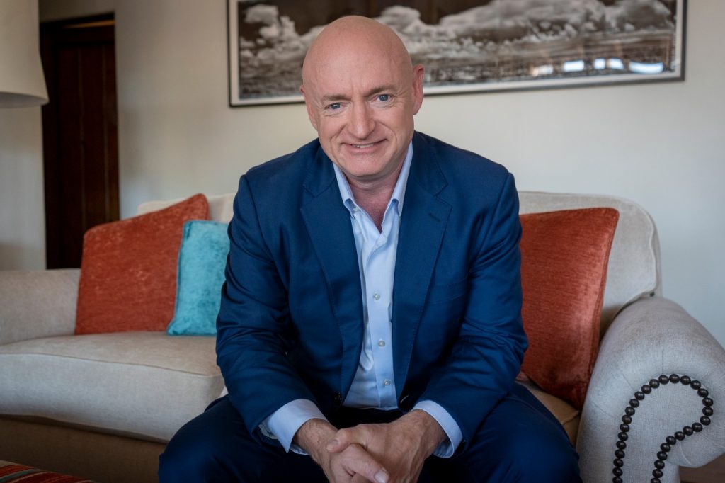 Arizona’s new U.S. Senator Mark Kelly talks to real estate community ...
